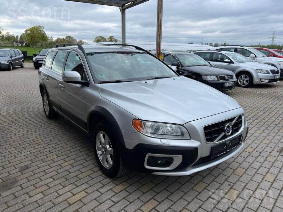 Volvo XC70 2010 Talsi, ar dzinēja tilpumu 2.40 L un nobraukumu 313 tūkst. km par 10470 €, foto 13 vietnē AUTOMOTO.COM.LV