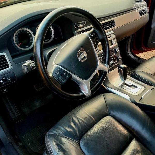 Volvo XC70 2010 Marijampole, ar dzinēja tilpumu 2.40 L un nobraukumu 340 tūkst. km par 4800 €, foto 9 vietnē AUTOMOTO.COM.LV