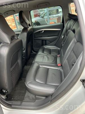 Volvo XC70 2010 Talsi, ar dzinēja tilpumu 2.40 L un nobraukumu 313 tūkst. km par 10470 €, foto 4 vietnē AUTOMOTO.COM.LV