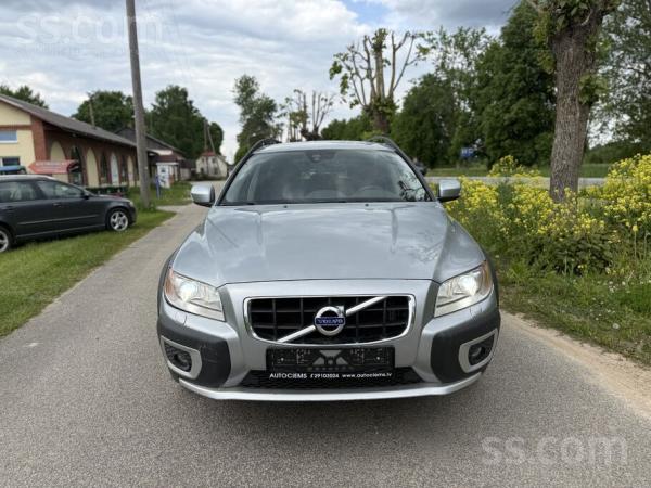 Volvo XC70 2012 Ogre, ar dzinēja tilpumu 2.40 L un nobraukumu 225 tūkst. km par 10899 €, foto 2 vietnē AUTOMOTO.COM.LV