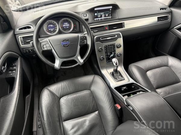 Volvo XC70 2012 Ogre, ar dzinēja tilpumu 2.40 L un nobraukumu 225 tūkst. km par 10899 €, foto 10 vietnē AUTOMOTO.COM.LV