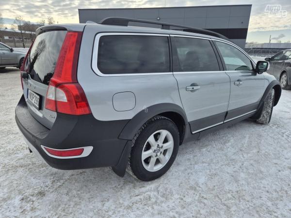 Volvo XC70 2013 in Silute, with an engine capacity of 3.20 L and mileage of 246 thousand km for 7700 €, photo 6 on AUTOMOTO.COM.LV