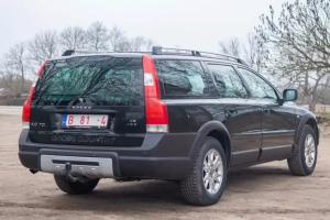 Green Volvo XC70 2005 in Grobiņa, with an engine capacity of 2.40 L and mileage of 370 thousand km for 4500 €, photo 7 on AUTOMOTO.COM.LV