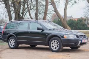 Green Volvo XC70 2005 in Grobiņa, with an engine capacity of 2.40 L and mileage of 370 thousand km for 4500 €, photo 8 on AUTOMOTO.COM.LV