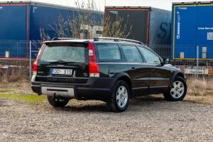 Зеленый Вольво ХС70 2005 в Рига, объемом двигателя 2.50 л и пробегом 329 тыс. км за 5290 €, фото 5 на AUTOMOTO.COM.LV