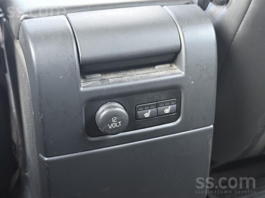 Zaļš Volvo XC70 2007 Valmiera, ar dzinēja tilpumu 2.40 L un nobraukumu 370 tūkst. km par 3250 €, foto 8 vietnē AUTOMOTO.COM.LV