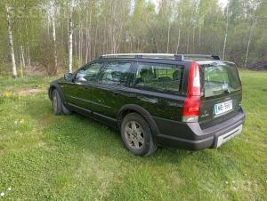 Green Volvo XC70 2005 in Gulbene, with an engine capacity of 2.40 L and mileage of 690 thousand km for 2500 €, photo 4 on AUTOMOTO.COM.LV