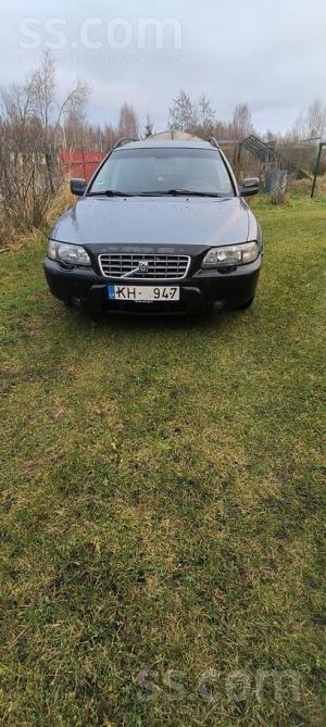 Zaļš Volvo XC70 2003 Jelgava, ar dzinēja tilpumu 2.40 L un nobraukumu 430 tūkst. km par 950 €, foto 2 vietnē AUTOMOTO.COM.LV