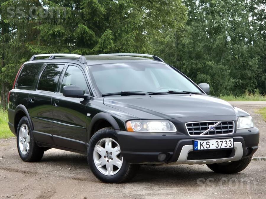 Zaļš Volvo XC70 2004 Preiļi, ar dzinēja tilpumu 2.40 L un nobraukumu 378 tūkst. km par 3050 €, foto 1 vietnē AUTOMOTO.COM.LV