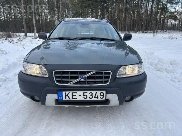 Zaļš Volvo XC70 2004 Rīga, ar dzinēja tilpumu 2.40 L un nobraukumu 345 tūkst. km par 2900 €, foto 2 vietnē AUTOMOTO.COM.LV