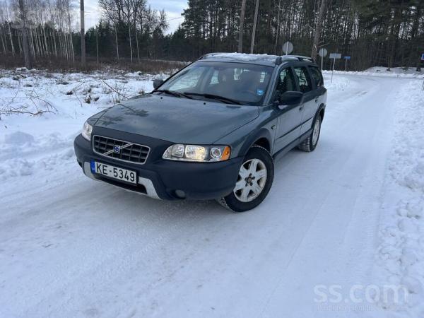 Zaļš Volvo XC70 2004 Rīga, ar dzinēja tilpumu 2.40 L un nobraukumu 345 tūkst. km par 2900 €, foto 10 vietnē AUTOMOTO.COM.LV