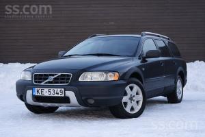 Green Volvo XC70 2004 in Riga, with an engine capacity of 2.40 L and mileage of 341 thousand km for 4790 €, photo  on AUTOMOTO.COM.LV