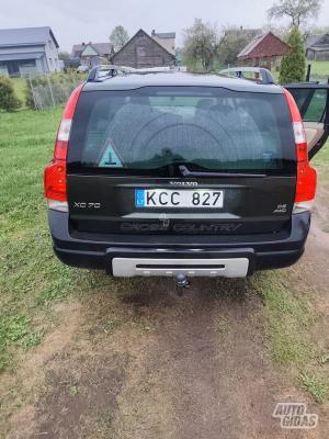 Green Volvo XC70 2005 in Trakai, with an engine capacity of 2.40 L and mileage of 386 thousand km for 2500 €, photo 11 on AUTOMOTO.COM.LV