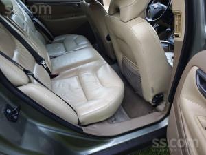 Zaļš Volvo XC70 2005 Rīga, ar dzinēja tilpumu 2.40 L un nobraukumu 339 tūkst. km par 4850 €, foto 9 vietnē AUTOMOTO.COM.LV