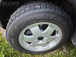 Zaļš Volvo XC70 2005 Rīga, ar dzinēja tilpumu 2.40 L un nobraukumu 339 tūkst. km par 4850 €, foto 12 vietnē AUTOMOTO.COM.LV