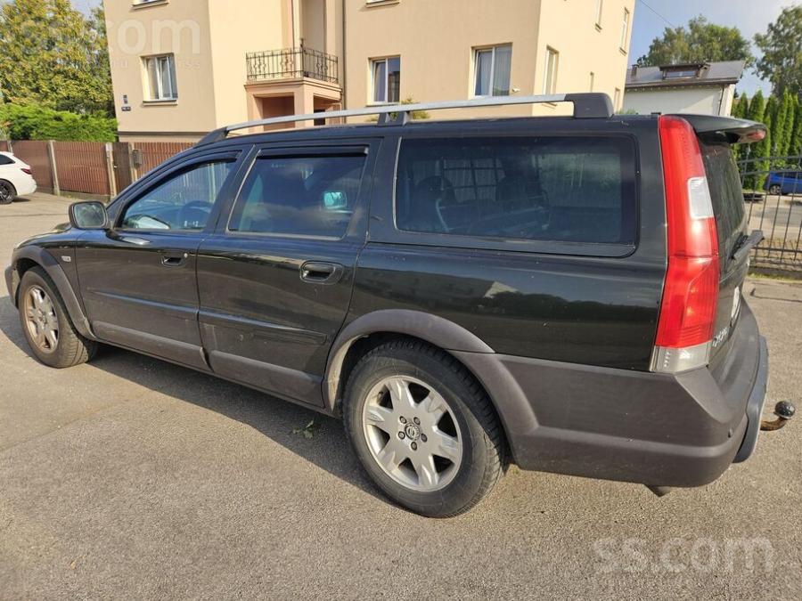 Zaļš Volvo XC70 2006 Rīga, ar dzinēja tilpumu 2.40 L un nobraukumu 361 tūkst. km par 1500 €, foto 3 vietnē AUTOMOTO.COM.LV