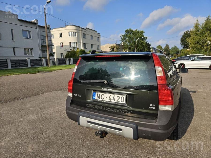 Zaļš Volvo XC70 2006 Rīga, ar dzinēja tilpumu 2.40 L un nobraukumu 361 tūkst. km par 1500 €, foto 4 vietnē AUTOMOTO.COM.LV