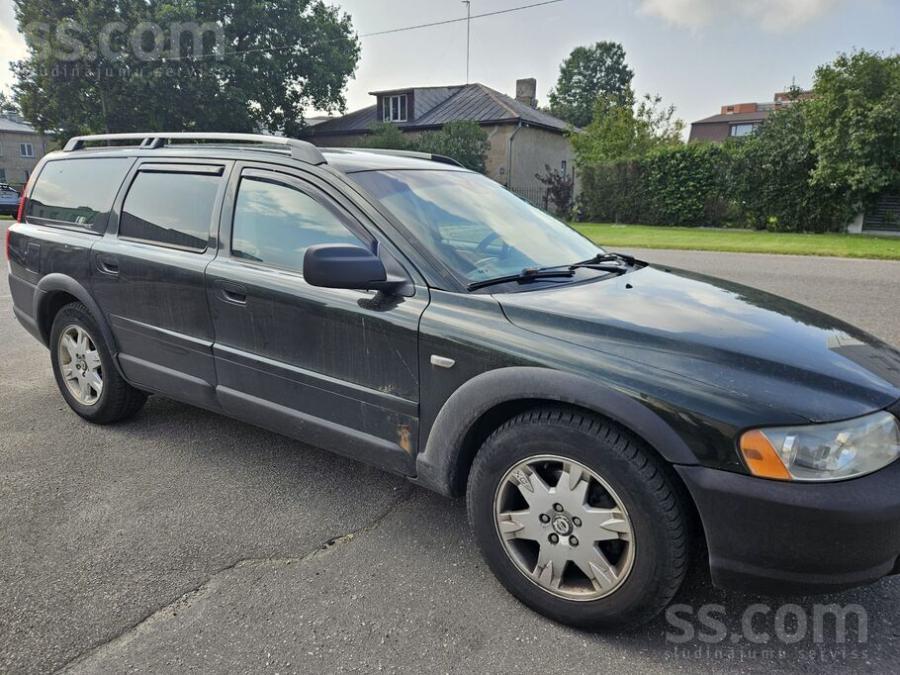 Zaļš Volvo XC70 2006 Rīga, ar dzinēja tilpumu 2.40 L un nobraukumu 361 tūkst. km par 1500 €, foto 6 vietnē AUTOMOTO.COM.LV