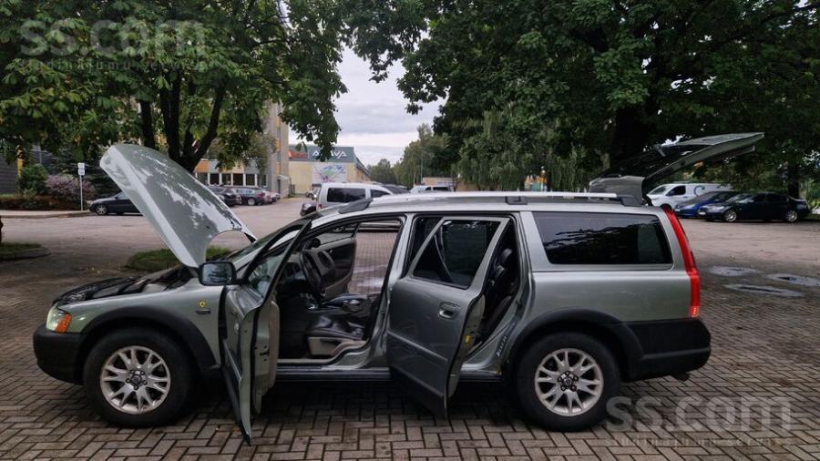 Zaļš Volvo XC70 2006 Rīga, ar dzinēja tilpumu 2.40 L un nobraukumu 0 tūkst. km par 1399 €, foto 13 vietnē AUTOMOTO.COM.LV