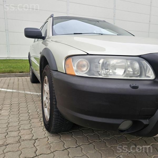 Вольво ХС70 2006 в Рига на AUTOMOTO.COM.LV Зеленый Вольво ХС70 2006 в Рига, объемом двигателя 2.50 л и пробегом 275 тыс. км за 3740 €, фото 10 на AUTOMOTO.COM.LV