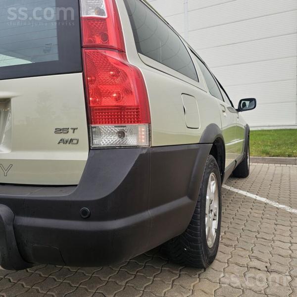 Вольво ХС70 2006 в Рига на AUTOMOTO.COM.LV Зеленый Вольво ХС70 2006 в Рига, объемом двигателя 2.50 л и пробегом 275 тыс. км за 3740 €, фото 11 на AUTOMOTO.COM.LV