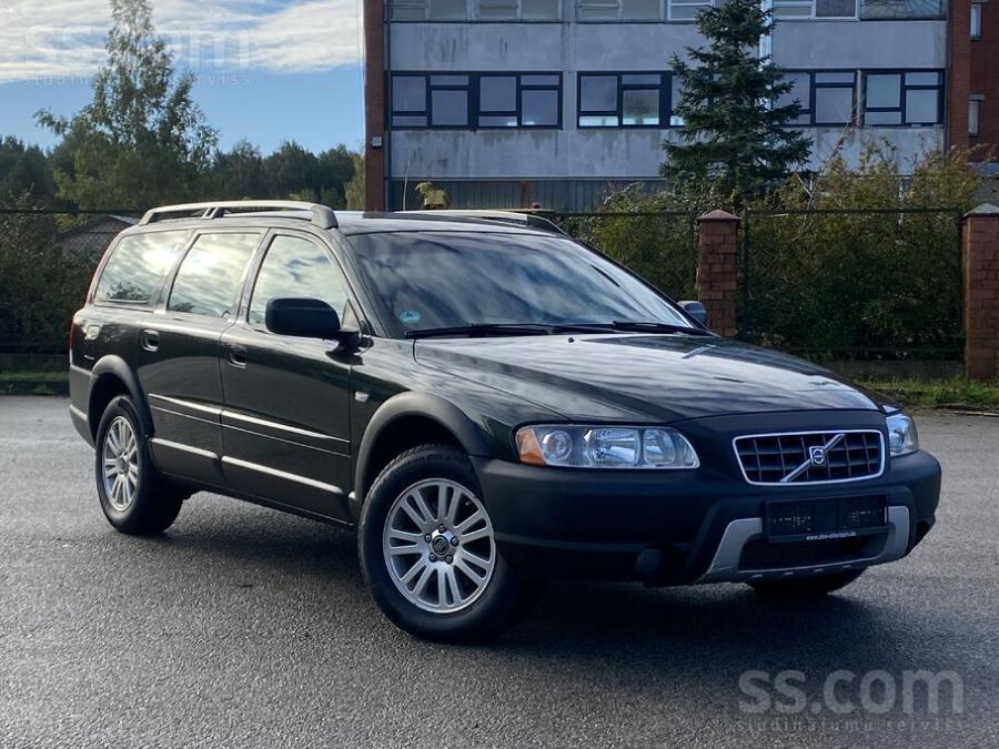 Зеленый Вольво ХС70 2006 в Рига, объемом двигателя 2.40 л и пробегом 319 тыс. км за 4300 €, фото 1 на AUTOMOTO.COM.LV