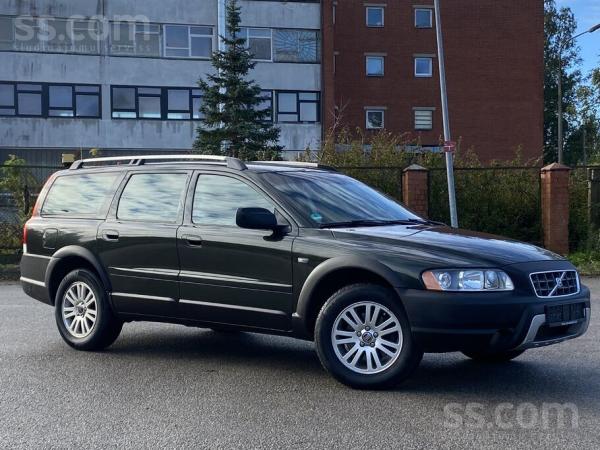 Вольво ХС70 2006 в Рига на AUTOMOTO.COM.LV Зеленый Вольво ХС70 2006 в Рига, объемом двигателя 2.40 л и пробегом 319 тыс. км за 4300 €, фото 4 на AUTOMOTO.COM.LV