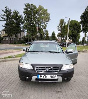 Green Volvo XC70 2007 in Kaunas, with an engine capacity of 2.40 L and mileage of 352 thousand km for 3500 €, photo 3 on AUTOMOTO.COM.LV