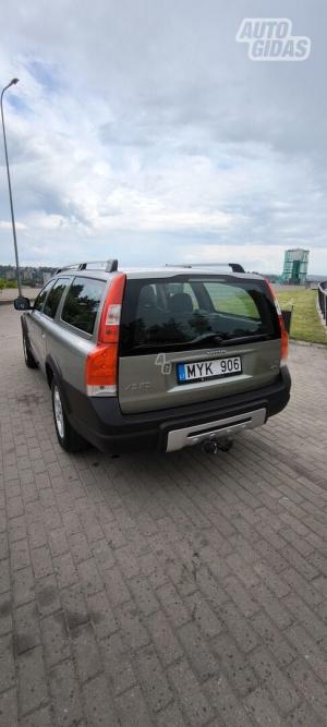 Green Volvo XC70 2007 in Kaunas, with an engine capacity of 2.40 L and mileage of 352 thousand km for 3500 €, photo 6 on AUTOMOTO.COM.LV
