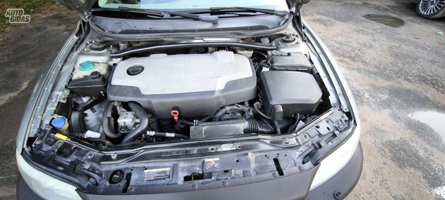 Green Volvo XC70 2007 in Kaunas, with an engine capacity of 2.40 L and mileage of 352 thousand km for 3500 €, photo 18 on AUTOMOTO.COM.LV