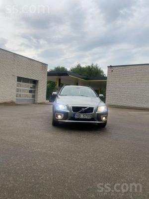 Zaļš Volvo XC70 2007 Ogre, ar dzinēja tilpumu 2.40 L un nobraukumu 370 tūkst. km par 3200 €, foto 4 vietnē AUTOMOTO.COM.LV
