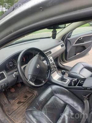 Zaļš Volvo XC70 2007 Ogre, ar dzinēja tilpumu 2.40 L un nobraukumu 370 tūkst. km par 3200 €, foto 9 vietnē AUTOMOTO.COM.LV