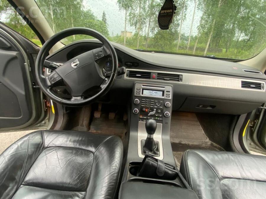Zaļš Volvo XC70 2007 Ogre, ar dzinēja tilpumu 2.40 L un nobraukumu 370 tūkst. km par 3200 €, foto 14 vietnē AUTOMOTO.COM.LV