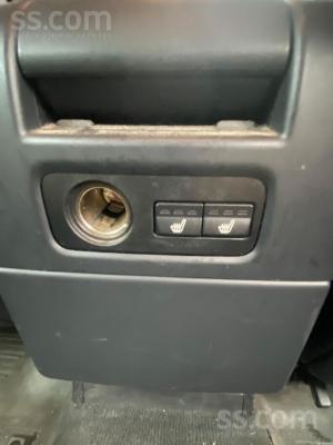 Zaļš Volvo XC70 2007 Ogre, ar dzinēja tilpumu 2.40 L un nobraukumu 370 tūkst. km par 3200 €, foto 15 vietnē AUTOMOTO.COM.LV