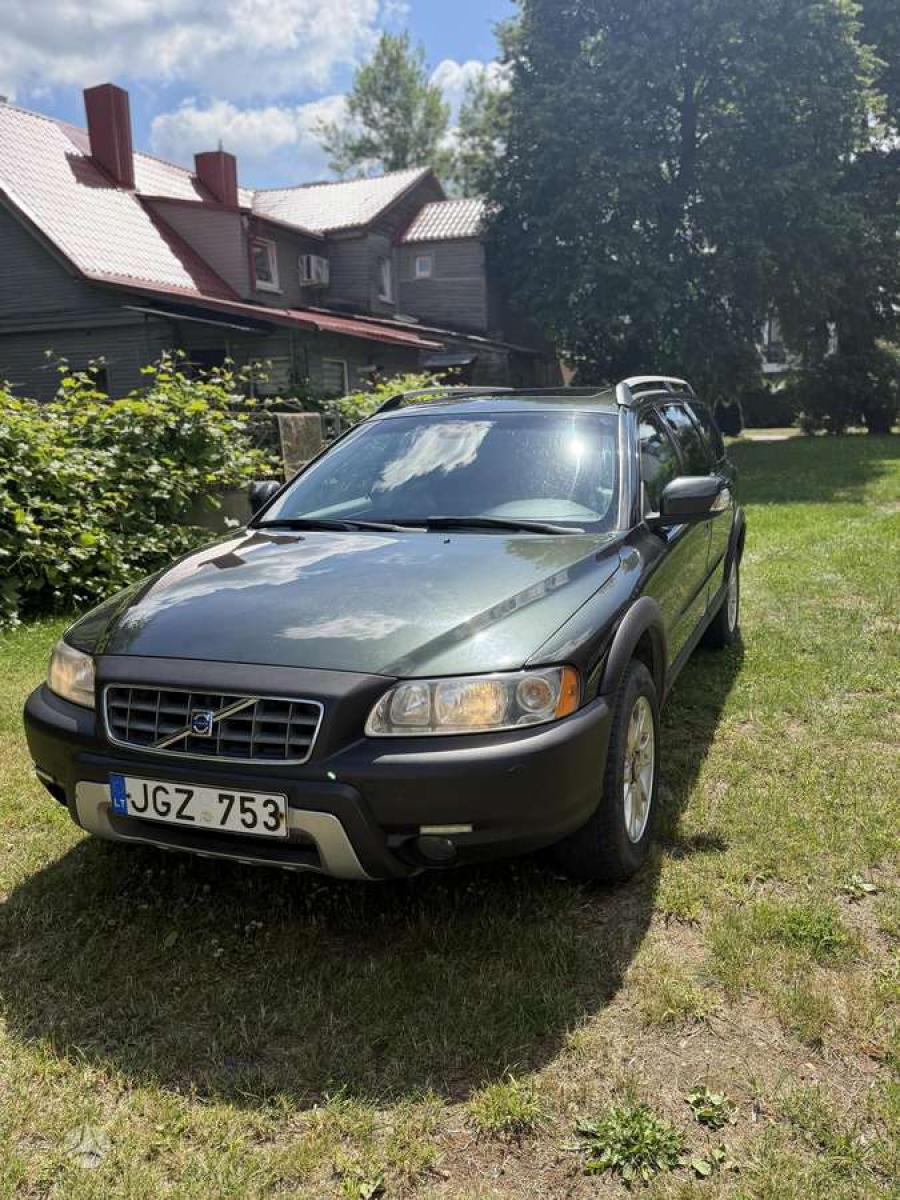 Zaļš Volvo XC70 2007 Viļņa, ar dzinēja tilpumu 2.40 L un nobraukumu 338 tūkst. km par 3500 €, foto 1 vietnē AUTOMOTO.COM.LV