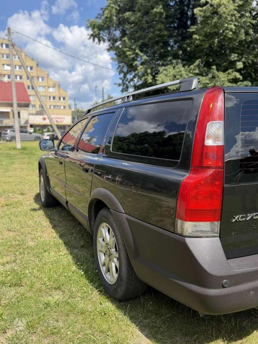 Zaļš Volvo XC70 2007 Viļņa, ar dzinēja tilpumu 2.40 L un nobraukumu 338 tūkst. km par 3500 €, foto 11 vietnē AUTOMOTO.COM.LV
