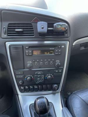 Zaļš Volvo XC70 2007 Viļņa, ar dzinēja tilpumu 2.40 L un nobraukumu 338 tūkst. km par 3500 €, foto 26 vietnē AUTOMOTO.COM.LV