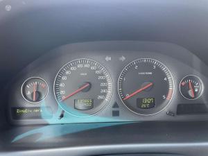 Zaļš Volvo XC70 2007 Viļņa, ar dzinēja tilpumu 2.40 L un nobraukumu 338 tūkst. km par 3500 €, foto 27 vietnē AUTOMOTO.COM.LV