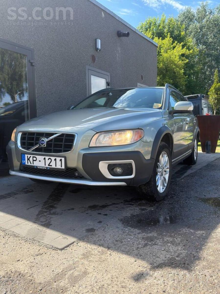 Zaļš Volvo XC70 2007 Rīga, ar dzinēja tilpumu 2.40 L un nobraukumu 0 tūkst. km par 4800 €, foto 4 vietnē AUTOMOTO.COM.LV