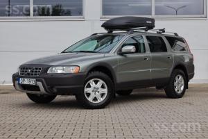 Green Volvo XC70 2007 in Riga, with an engine capacity of 2.40 L and mileage of 0 thousand km for 5495 €, photo  on AUTOMOTO.COM.LV