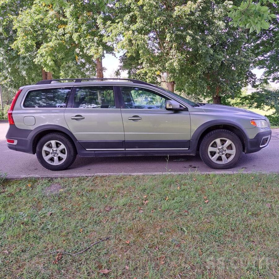 Zaļš Volvo XC70 2007 Rēzekne, ar dzinēja tilpumu 2.40 L un nobraukumu 0 tūkst. km par 2850 €, foto 8 vietnē AUTOMOTO.COM.LV