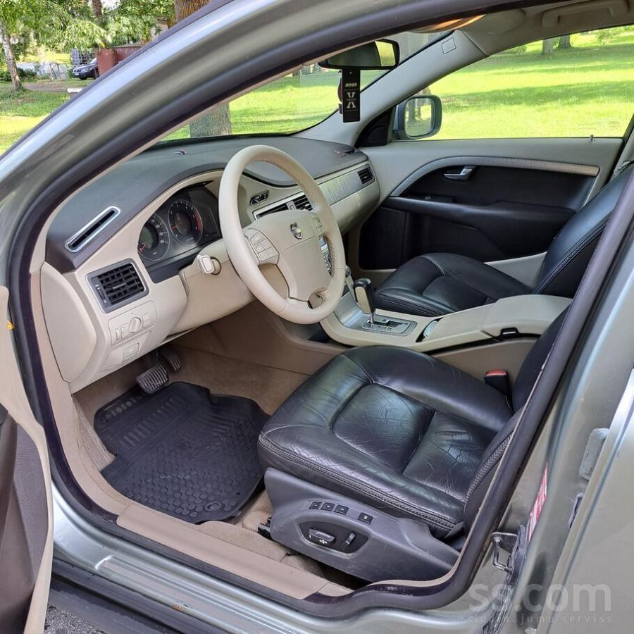 Zaļš Volvo XC70 2007 Rēzekne, ar dzinēja tilpumu 2.40 L un nobraukumu 0 tūkst. km par 2850 €, foto 10 vietnē AUTOMOTO.COM.LV