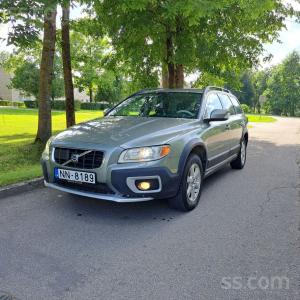 Zaļš Volvo XC70 2007 Rēzekne, ar dzinēja tilpumu 2.40 L un nobraukumu 0 tūkst. km par 2850 €, foto  vietnē AUTOMOTO.COM.LV