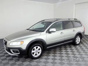 Green Volvo XC70 2007 in Tallinn, with an engine capacity of 2.40 L and mileage of 318 thousand km for 3199 €, photo 3 on AUTOMOTO.COM.LV