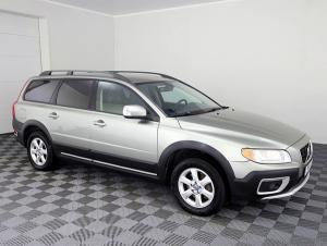 Green Volvo XC70 2007 in Tallinn, with an engine capacity of 2.40 L and mileage of 318 thousand km for 3199 €, photo  on AUTOMOTO.COM.LV