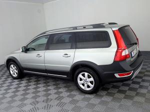 Green Volvo XC70 2007 in Tallinn, with an engine capacity of 2.40 L and mileage of 318 thousand km for 3199 €, photo 12 on AUTOMOTO.COM.LV