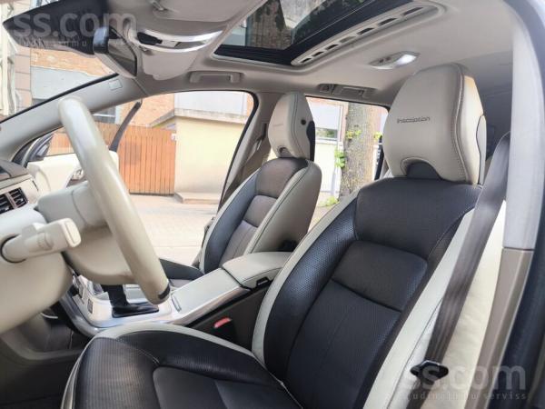 Zaļš Volvo XC70 2012 Rīga, ar dzinēja tilpumu 2.40 L un nobraukumu 249 tūkst. km par 10000 €, foto 5 vietnē AUTOMOTO.COM.LV