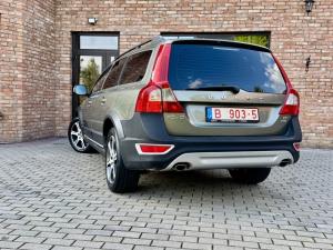 Zaļš Volvo XC70 2012 Rīga, ar dzinēja tilpumu 2.40 L un nobraukumu 281 tūkst. km par 9500 €, foto 5 vietnē AUTOMOTO.COM.LV