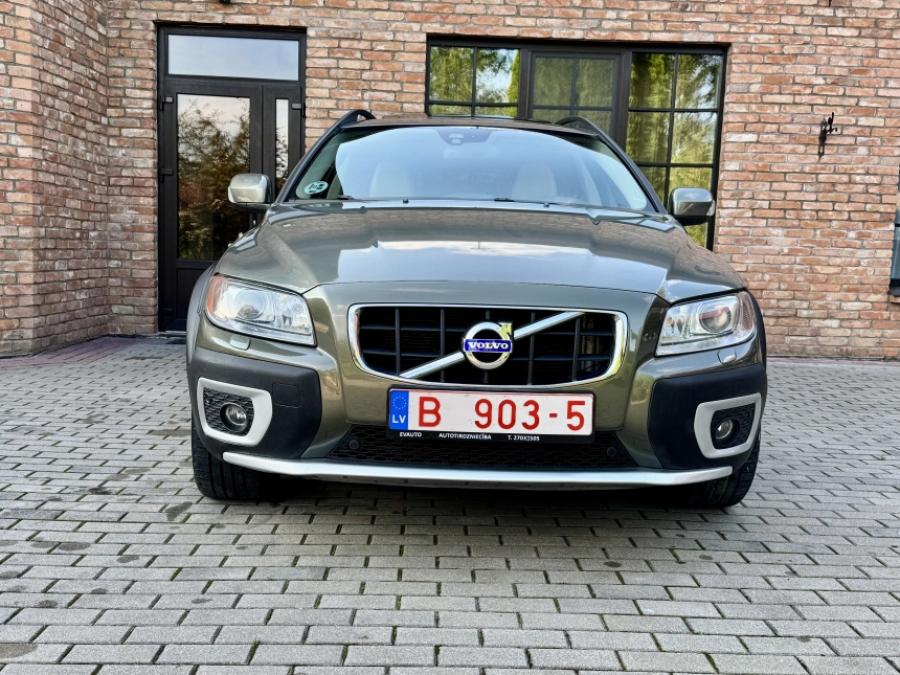 Zaļš Volvo XC70 2012 Rīga, ar dzinēja tilpumu 2.40 L un nobraukumu 281 tūkst. km par 9500 €, foto 8 vietnē AUTOMOTO.COM.LV
