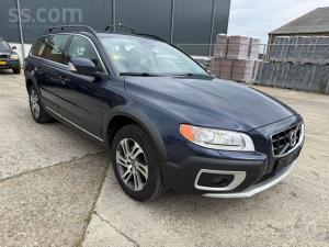 Green Volvo XC70 2012 in Riga, with an engine capacity of 2.00 L and mileage of 298 thousand km for 8990 €, photo  on AUTOMOTO.COM.LV